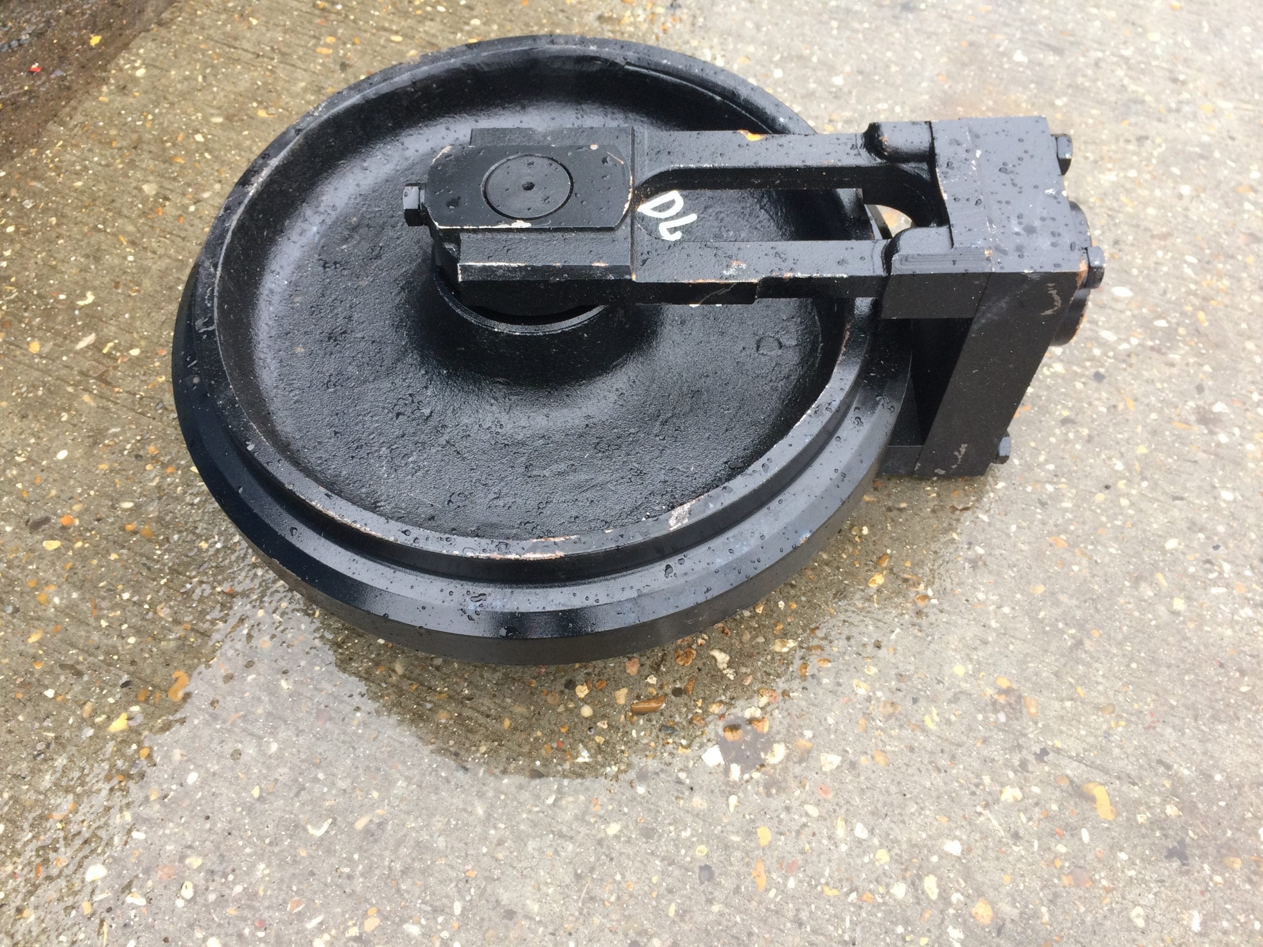 Idler For JCB 8052 8055 805.2 8060 8050 8065 - Plant Spares Online