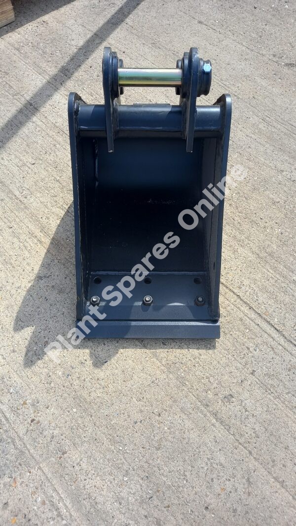 Digging Bucket for 1.5 Ton digger 12" - Plant Spares Online